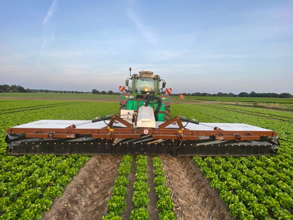 SpotSprayING spot sprayer - Farmstore